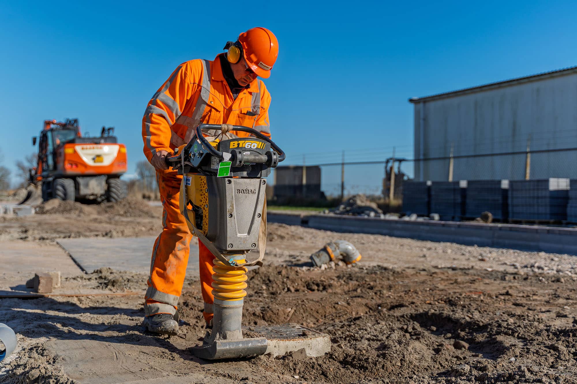 Al 50 jaar bouwen wij mee aan de infrastructuur van Noord-Nederland ...